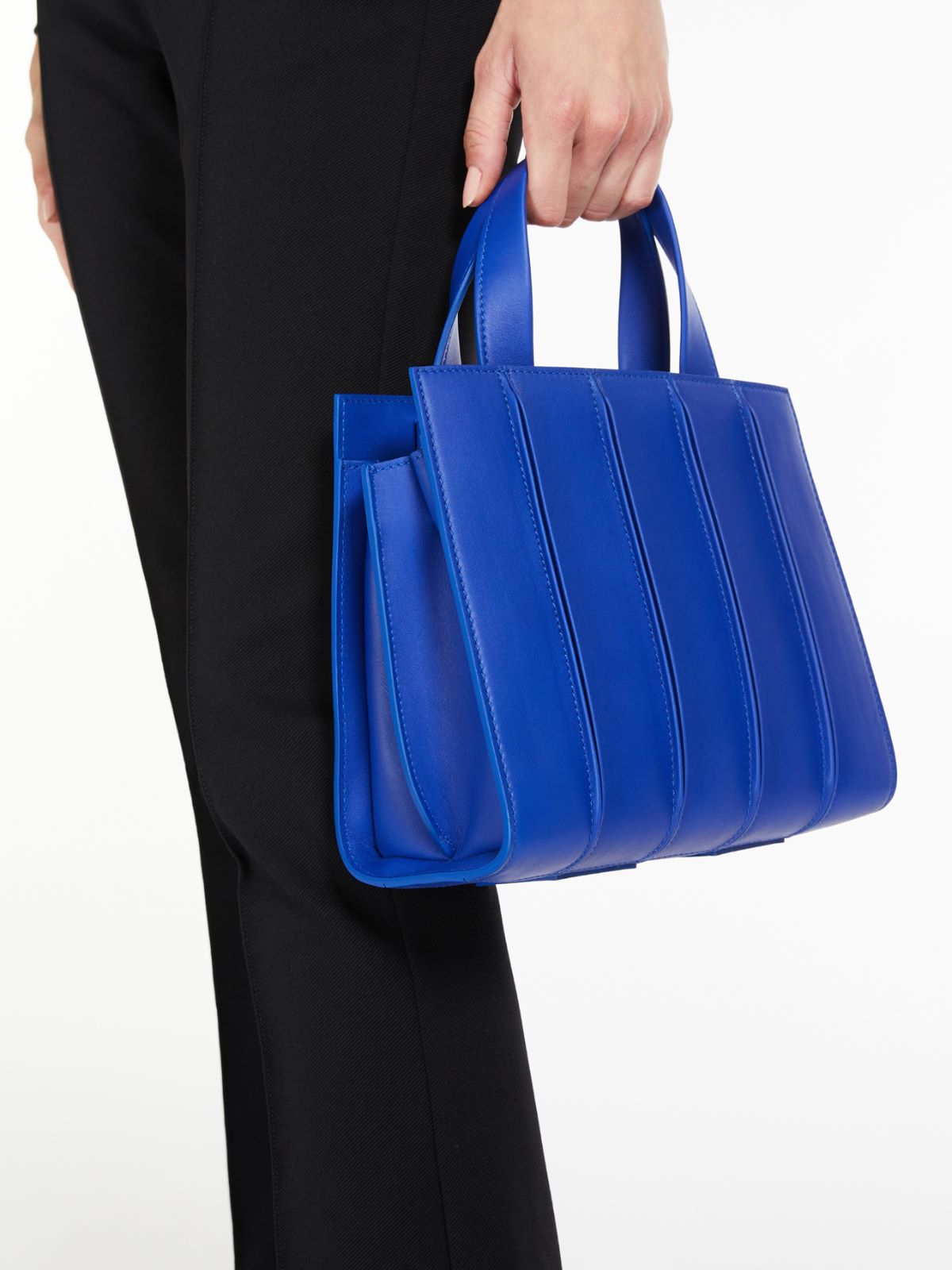 Blue handbags | Max Mara